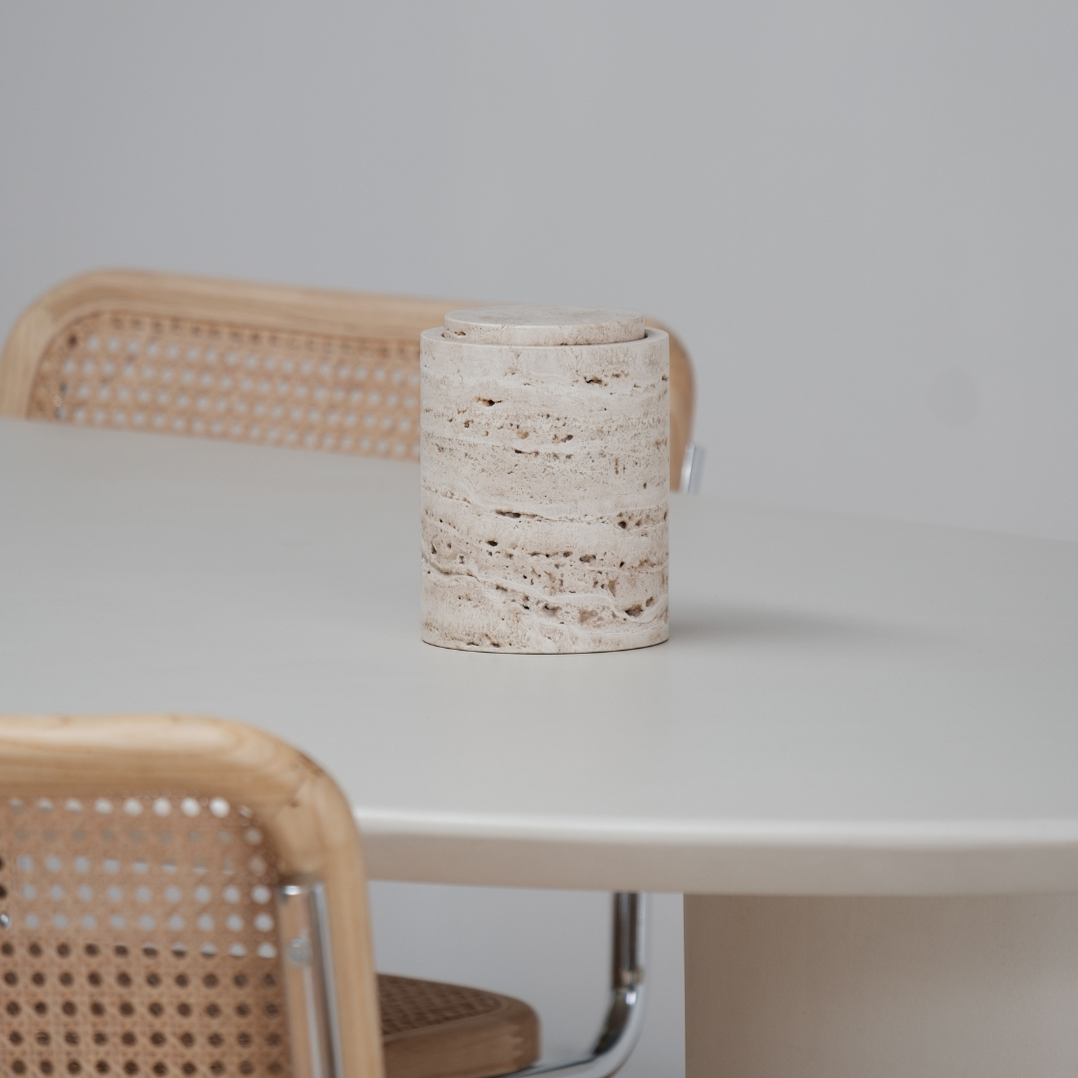 Opbergkom met deksel - Witte zandsteen - Travertin - H 15,8 cm — Furnified