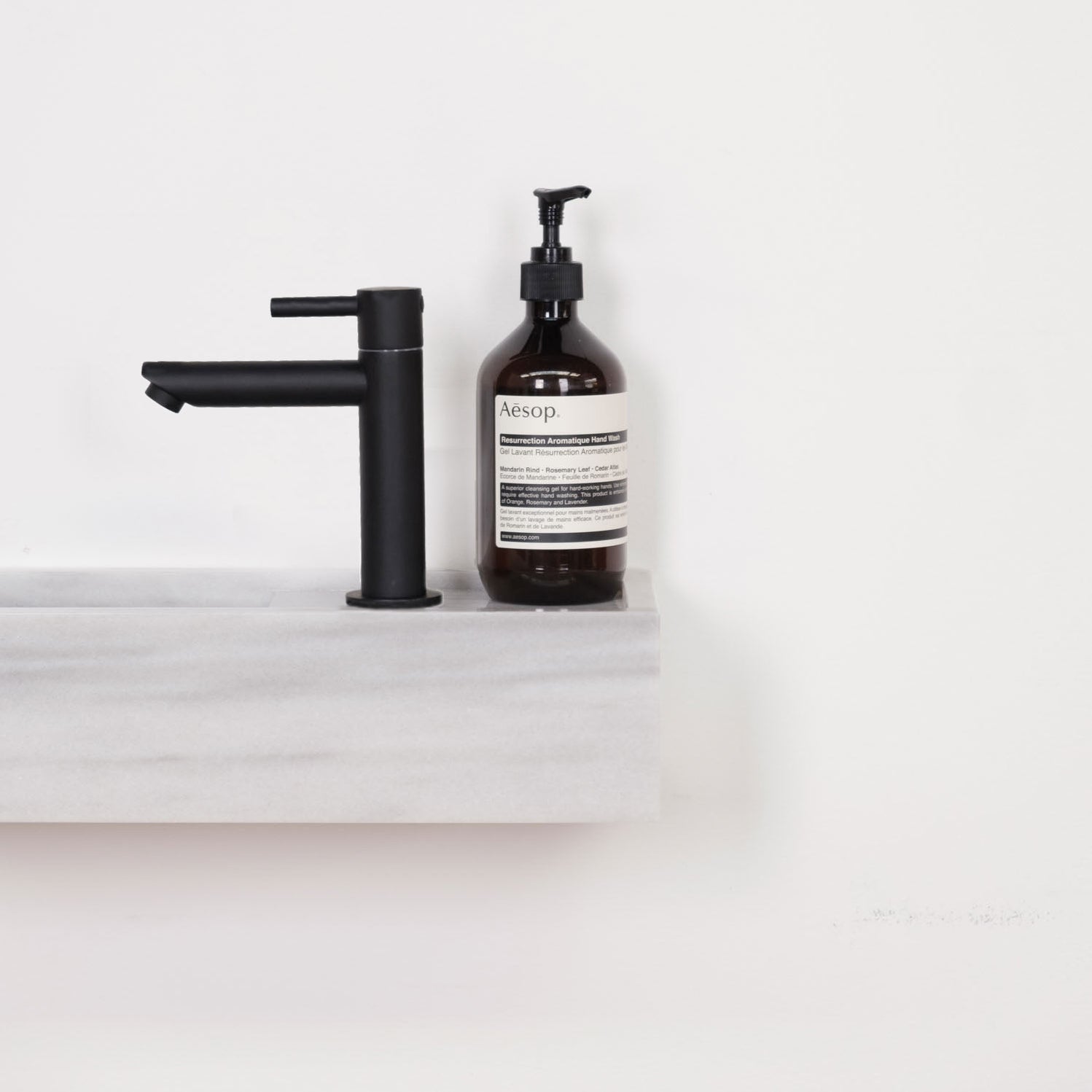 Marble fountain - Naleya - White Marble — Furnified