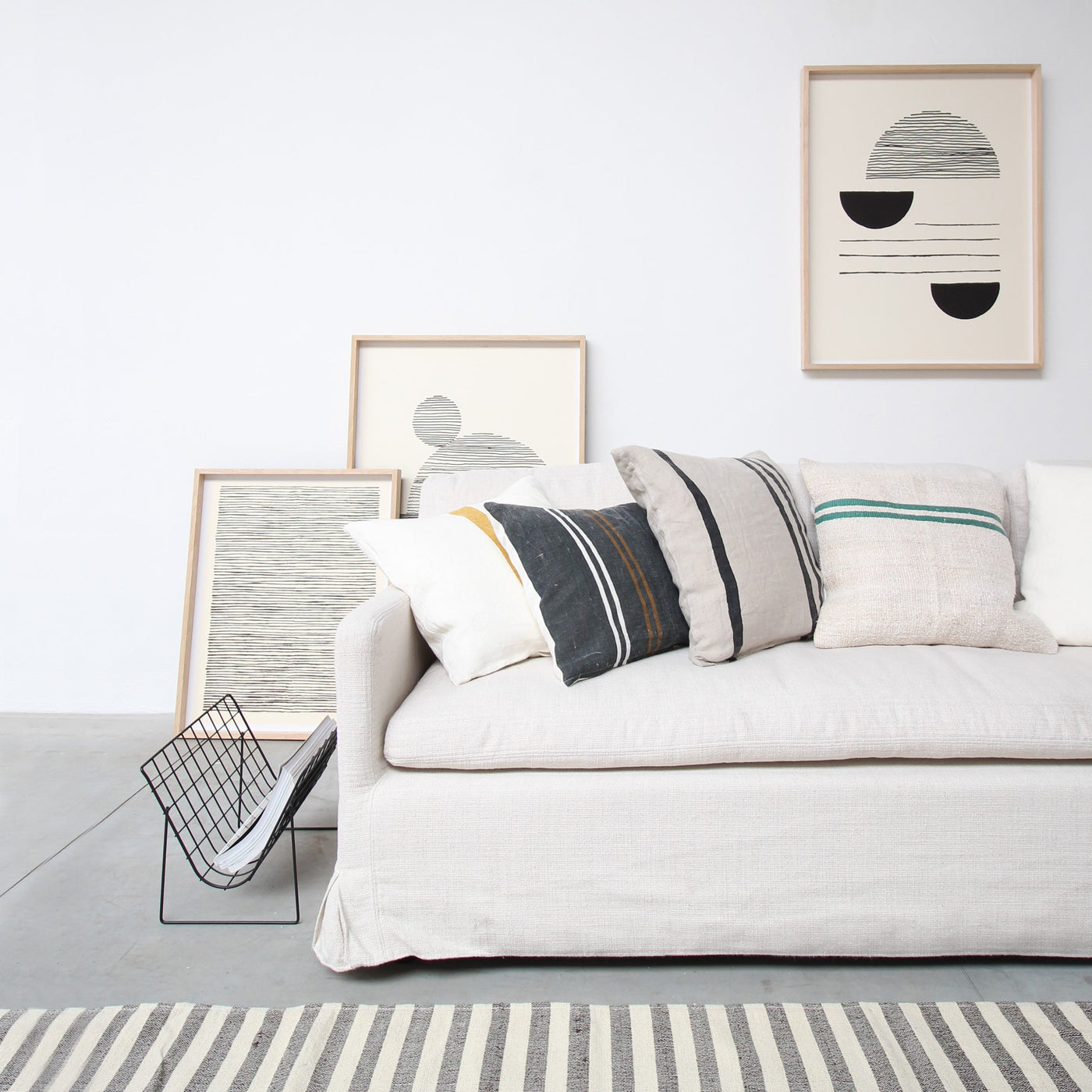 Bank - Leon - Natural - Linen - 3.5-seater — Furnified